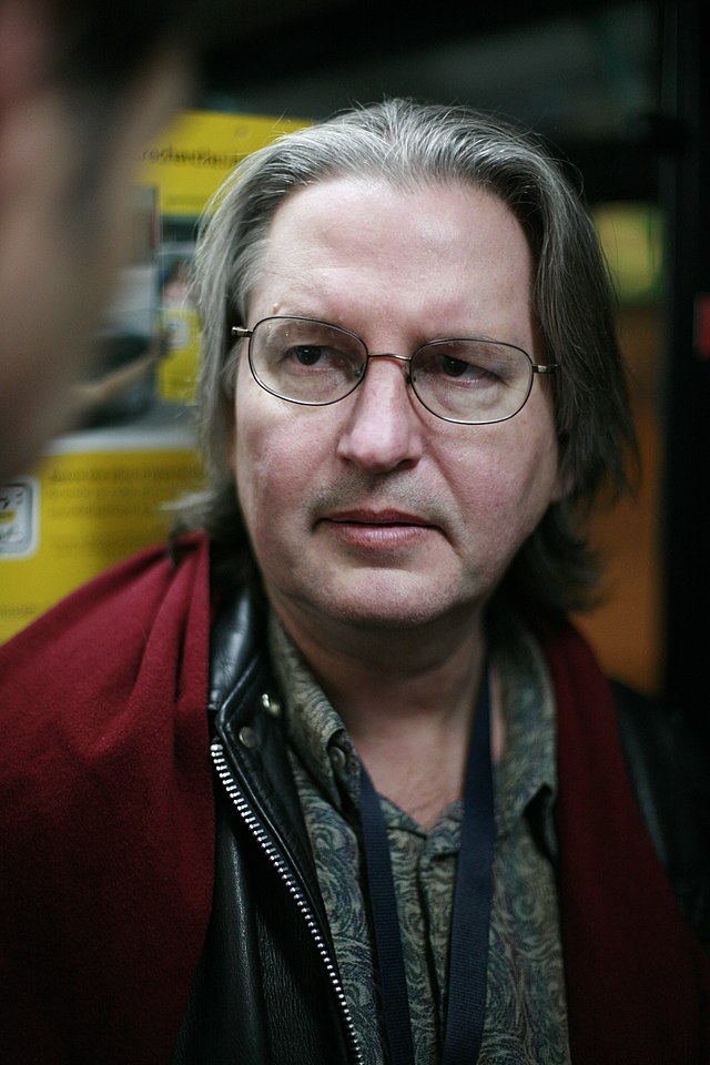 Il Cyberpunk è sopravvivere oggi. Parla Bruce Sterling - Pulp Magazine